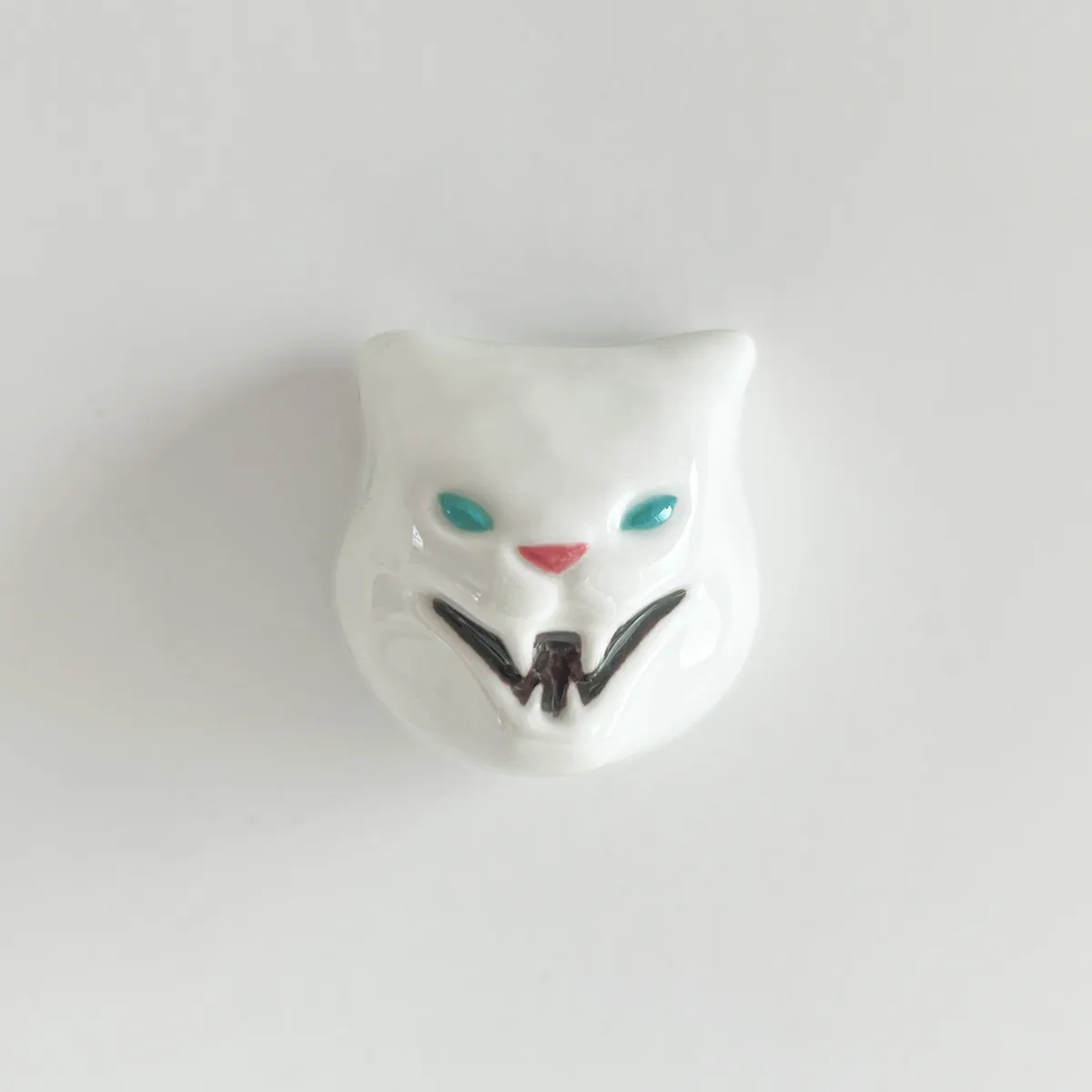 magnet HISSING - 감도 깊은 취향 셀렉트샵 29CM