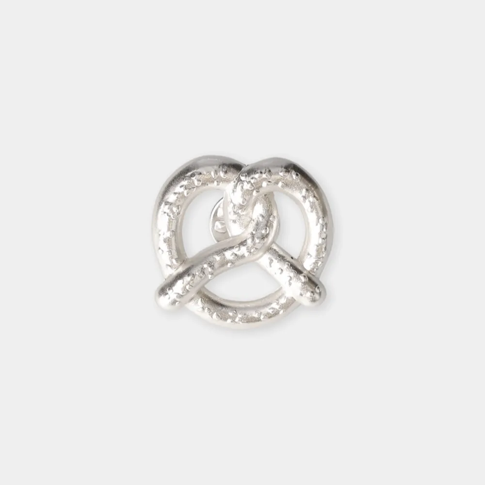 Pretzel Brooch_Silver - 감도 깊은 취향 셀렉트샵 29CM
