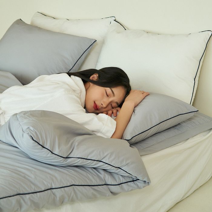 바삭바삭 고밀도 60수 데이 호텔 차렵이불 SS/Q/K/LK - 감도 깊은 취향 셀렉트샵 29CM