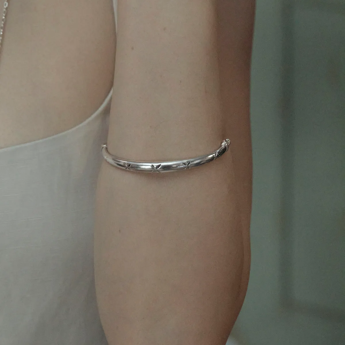 Crochet Bracelet - 감도 깊은 취향 셀렉트샵 29CM