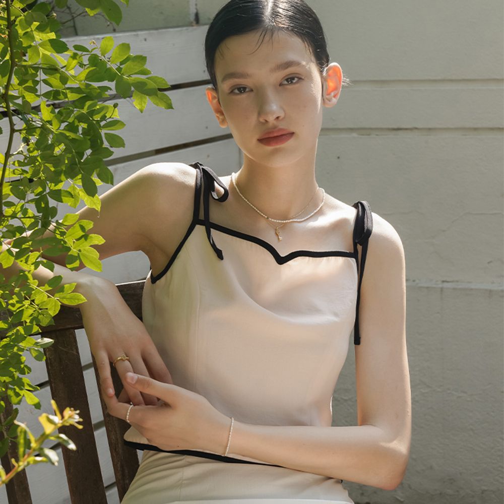 Line Sleeveless(3color) - 감도 깊은 취향 셀렉트샵 29CM