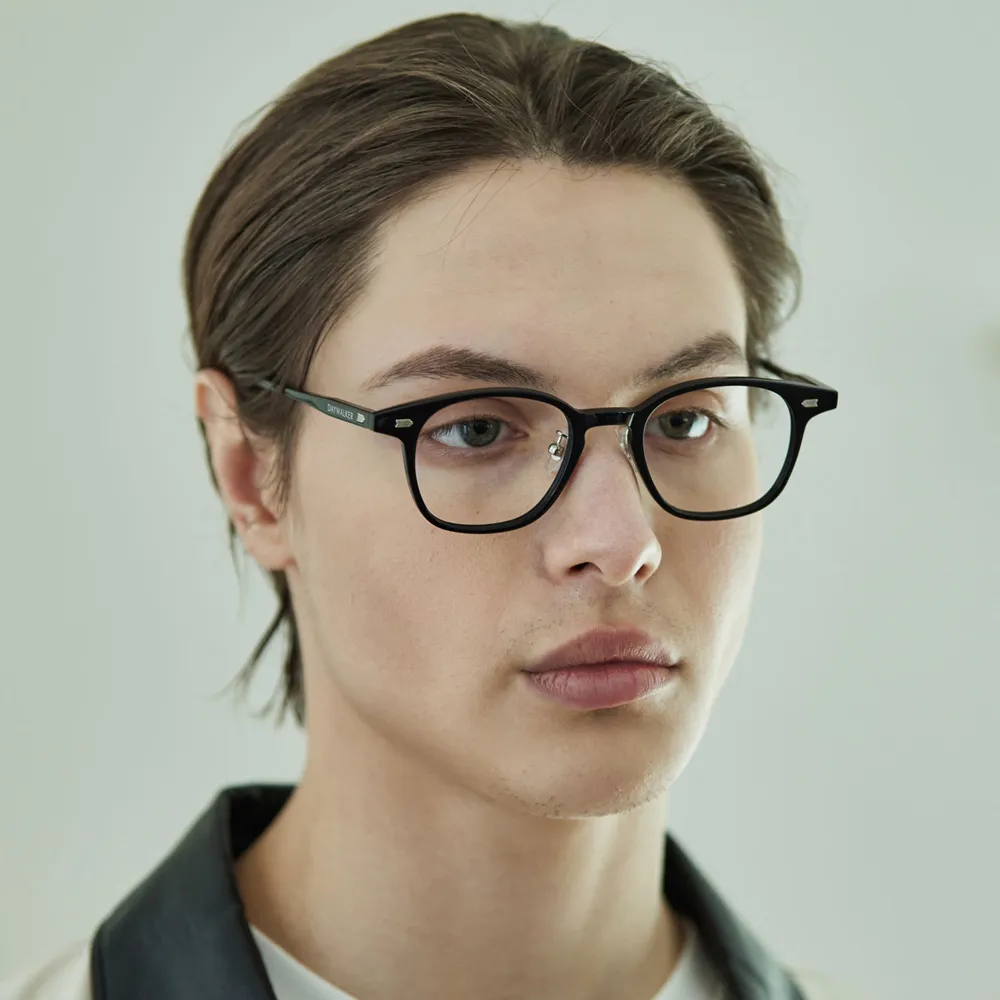 자이스 렌즈 남녀공용 블루라이트차단 안경 DANIEL C5 - 감도 깊은 취향 셀렉트샵 29CM