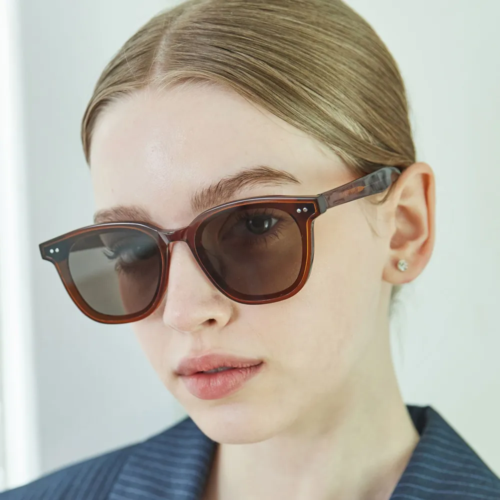 자이스 렌즈 남녀공용 자외선차단 선글라스 FARRELL C4 - 감도 깊은 취향 셀렉트샵 29CM