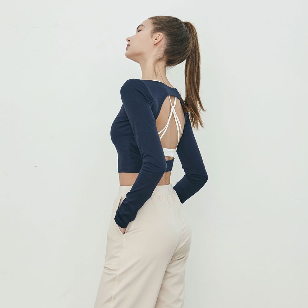 여성 요가복 DEVI-T0102-에쉬네이비 필라테스 백 컷아웃 롱슬리브 - 감도 깊은 취향 셀렉트샵 29CM