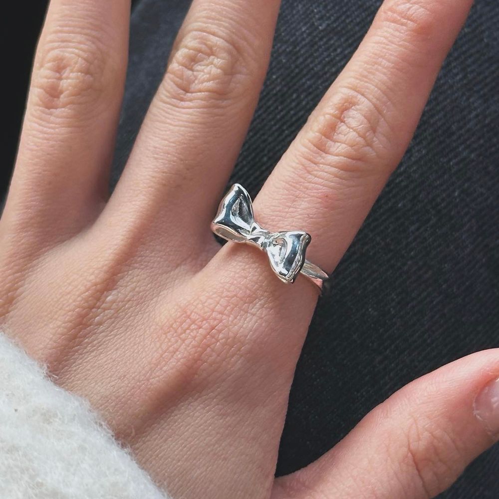 Bold ribbon ring - 감도 깊은 취향 셀렉트샵 29CM