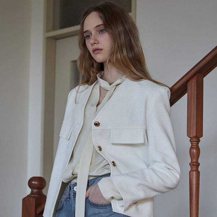 ADELE TIE V NECK BLOUSE_2COLORS_CREAM - 감도 깊은 취향 셀렉트샵 29CM