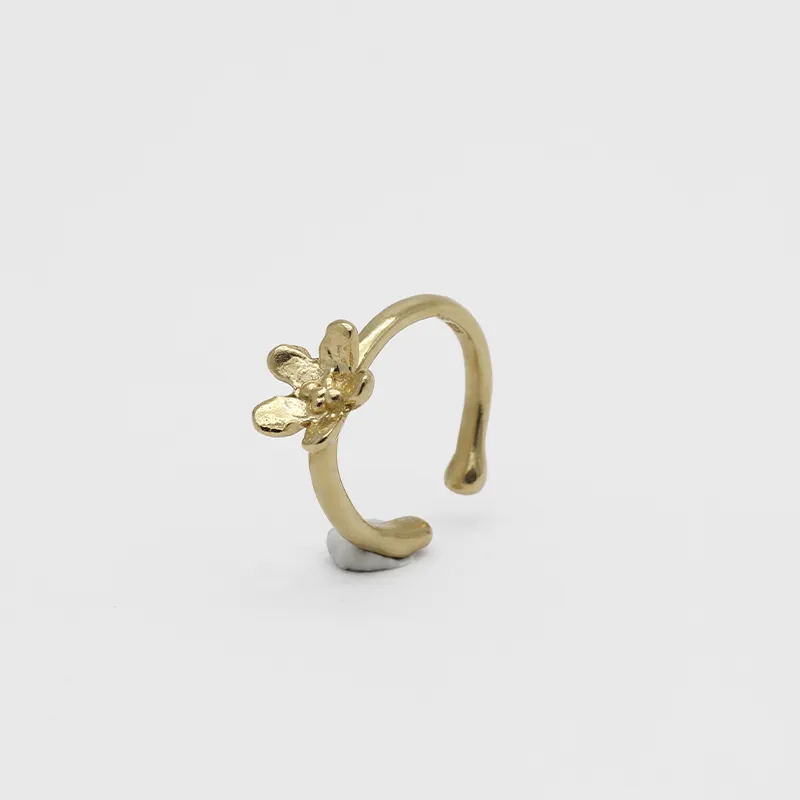 Flower hoop earcuff_ E19[Gold] - 감도 깊은 취향 셀렉트샵 29CM