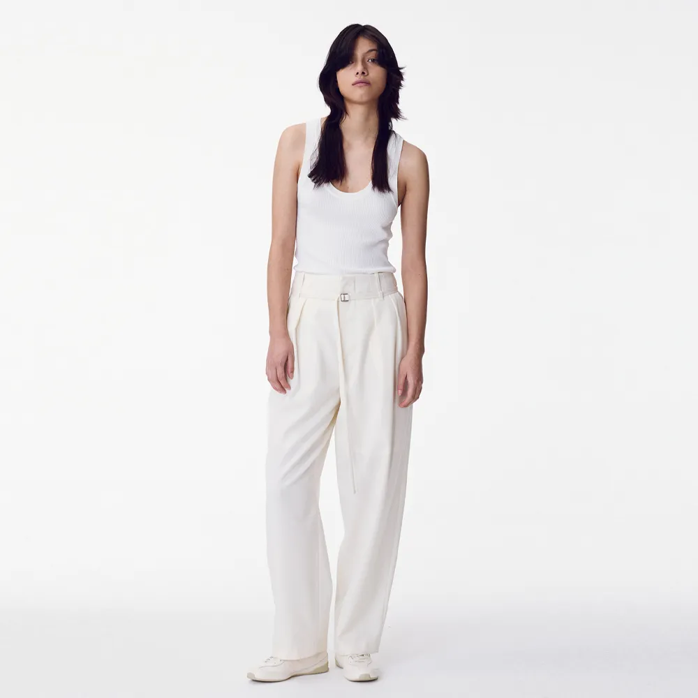 Two Tuck Belted Slacks, Ivory - 감도 깊은 취향 셀렉트샵 29CM