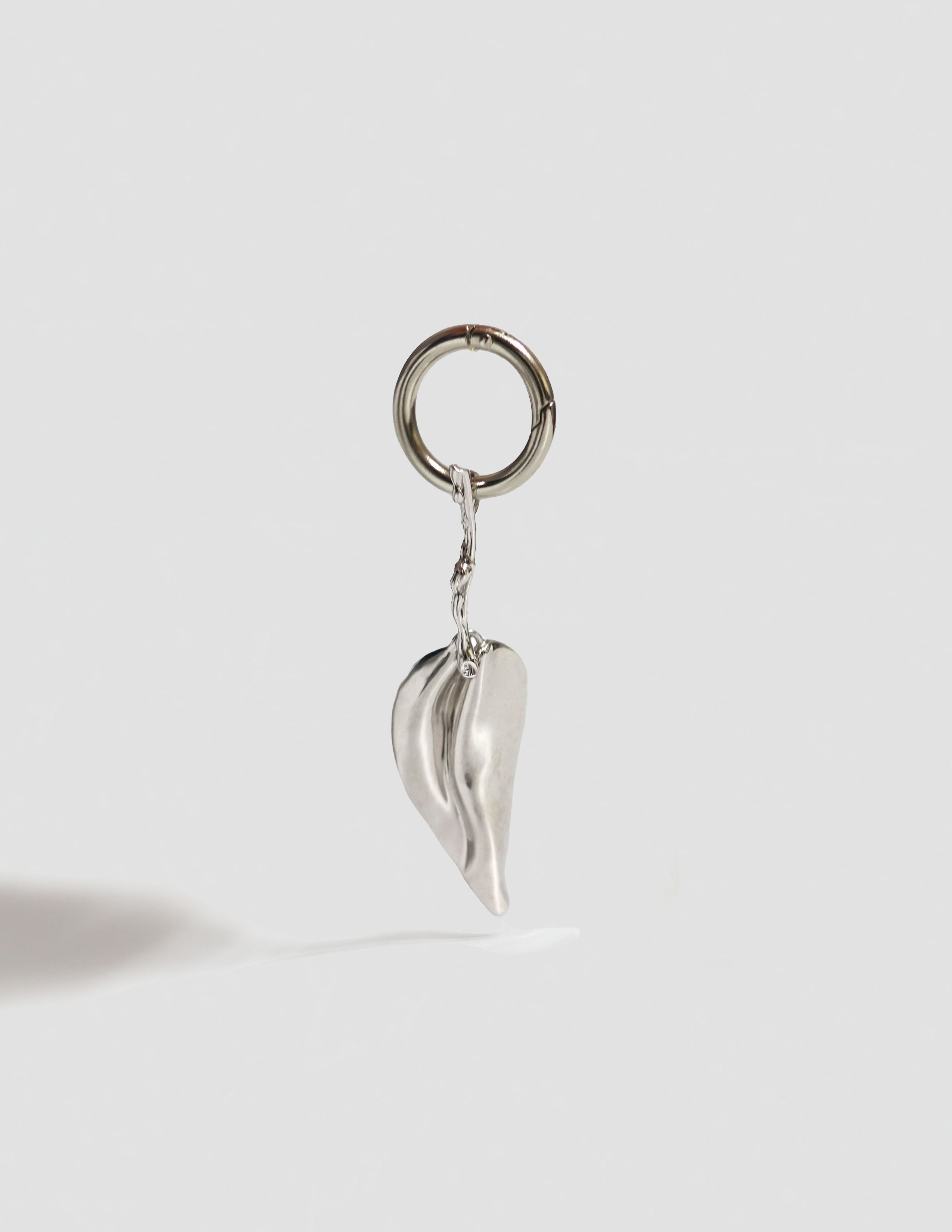 LEAF Key ring (L) - 감도 깊은 취향 셀렉트샵 29CM