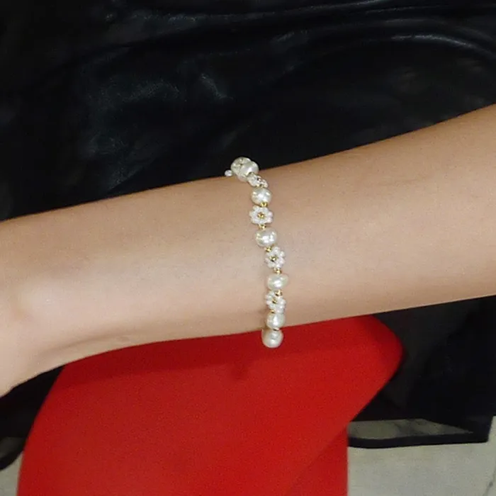 DAISY PEARL BRACELET - 감도 깊은 취향 셀렉트샵 29CM