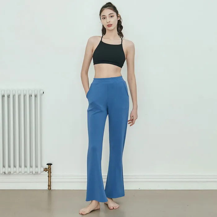 여성 요가복 DEVI-TS0045-블랙 필라테스 글램 홀터넥 브라탑 - 감도 깊은 취향 셀렉트샵 29CM