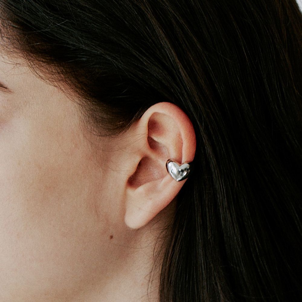 volume heart earcuff - 감도 깊은 취향 셀렉트샵 29CM