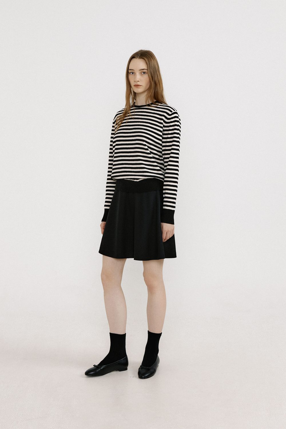 Mini Flare Skirt (Black) - 감도 깊은 취향 셀렉트샵 29CM