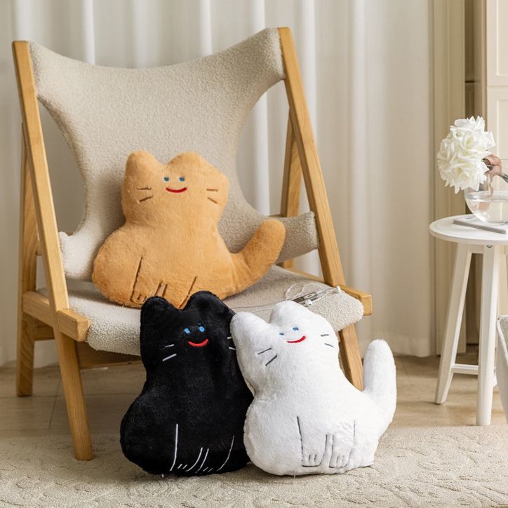 bookaz 시팅 스마일냥이 쿠션 베개 고양이 인형 소파 - 감도 깊은 취향 셀렉트샵 29CM