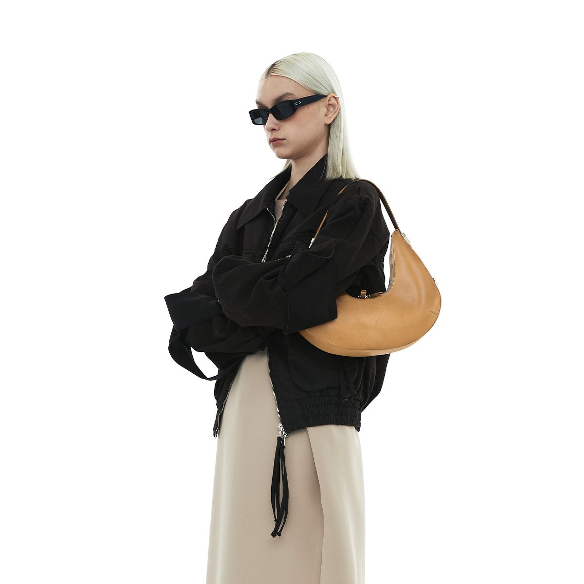 TONI HOBO [PEANUT BROWN] - 감도 깊은 취향 셀렉트샵 29CM