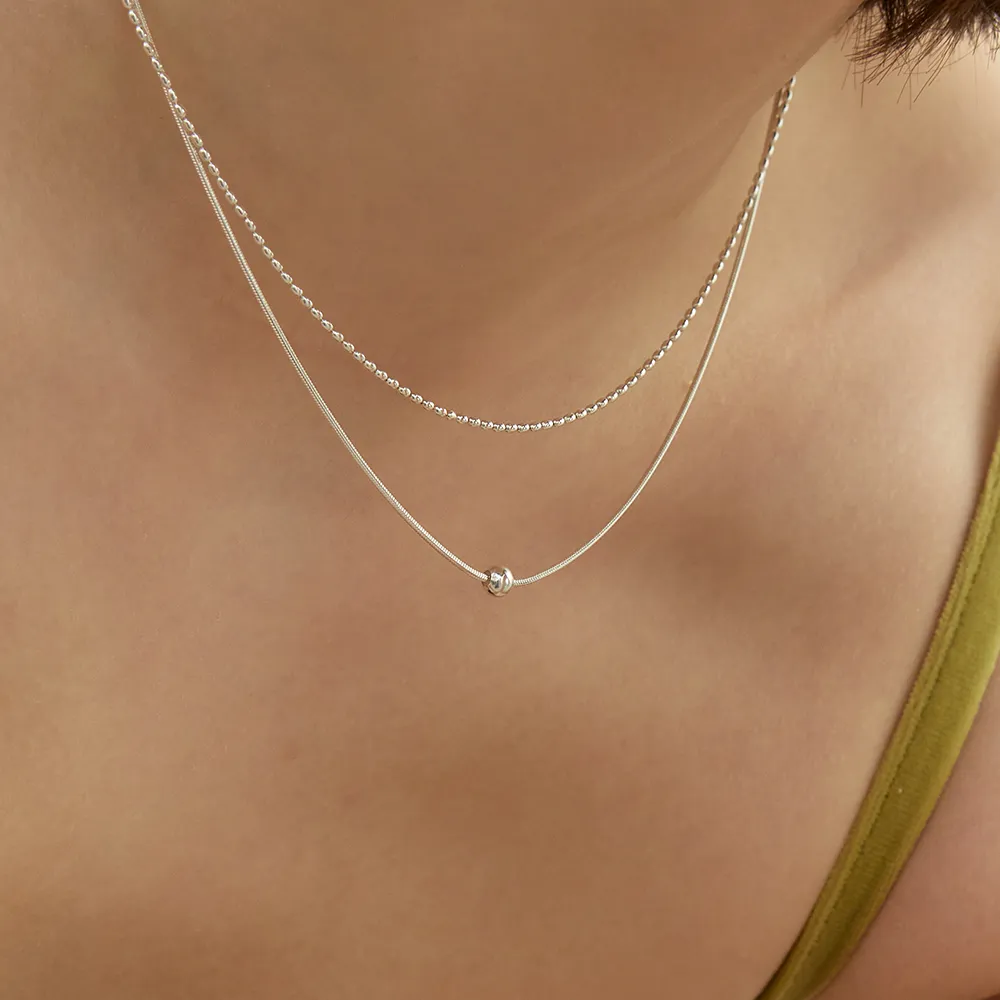 [29CM 단독] 실버 925 4mm 슬라이딩 볼 실키 스네이크 목걸이 #LSN53 - 감도 깊은 취향 셀렉트샵 29CM