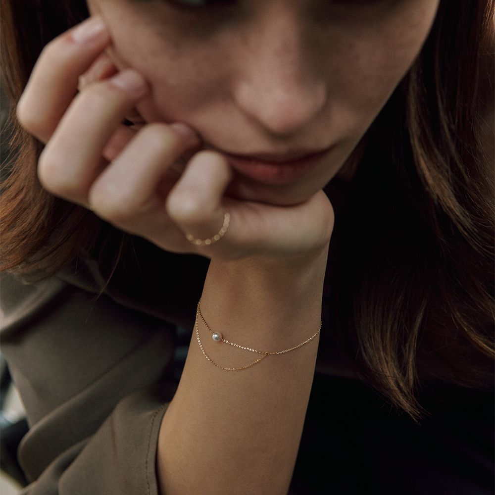 [14k gold] Huit.k.02 / fin pearl bracelet - 감도 깊은 취향 셀렉트샵 29CM