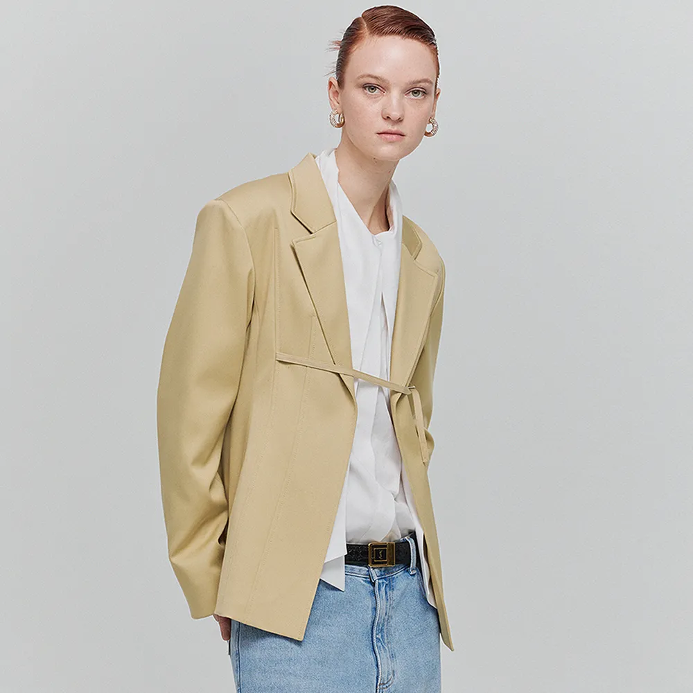 SLIM WAISTED STRAP JACKET_BEIGE - 감도 깊은 취향 셀렉트샵 29CM