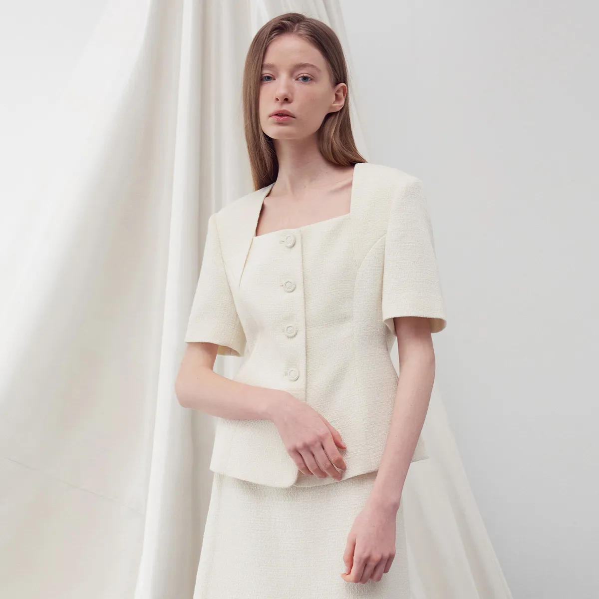 SQUARE NECK HALF SLEEVES TWEED JACKET IVORY - 감도 깊은 취향 셀렉트샵 29CM