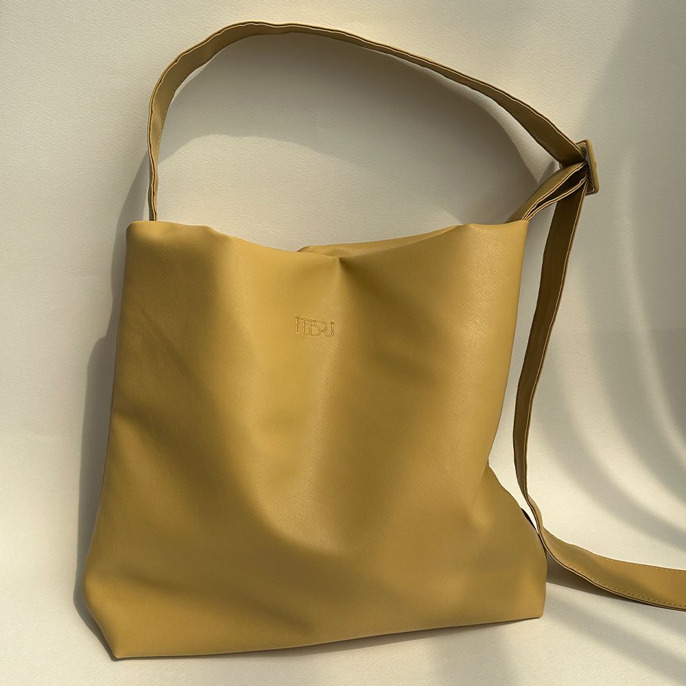 Big poki bag _ butter yellow - 감도 깊은 취향 셀렉트샵 29CM