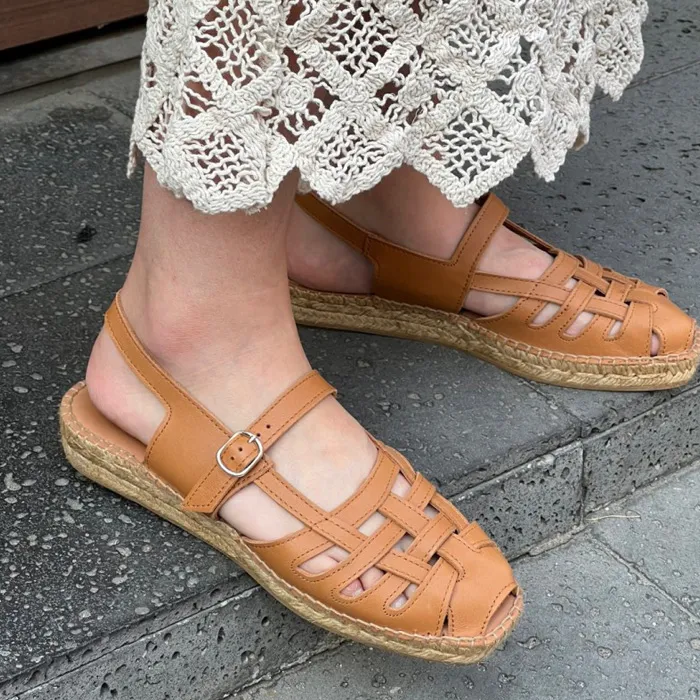 딸리스 싱글 스퀘어(Thalis Single) 뉴허니 - 감도 깊은 취향 셀렉트샵 29CM