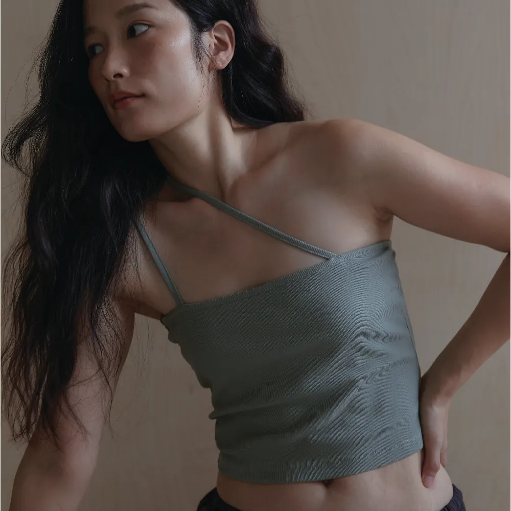 (2nd)One Side Tank Top (Sage) - 감도 깊은 취향 셀렉트샵 29CM