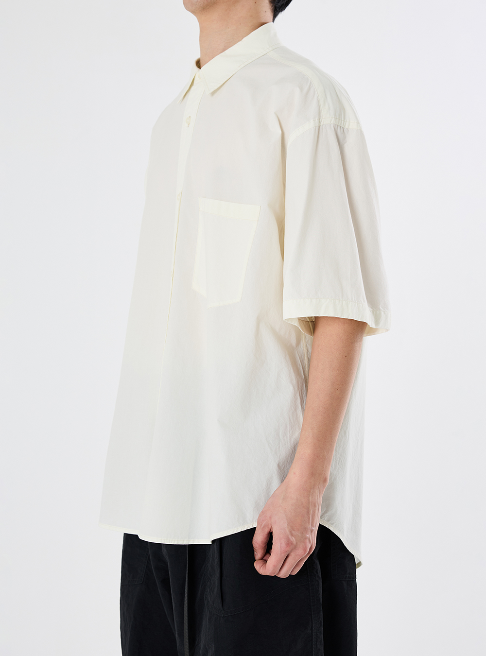 [SS24]UNIFORM HALF SHIRT / ECRU - 감도 깊은 취향 셀렉트샵 29CM