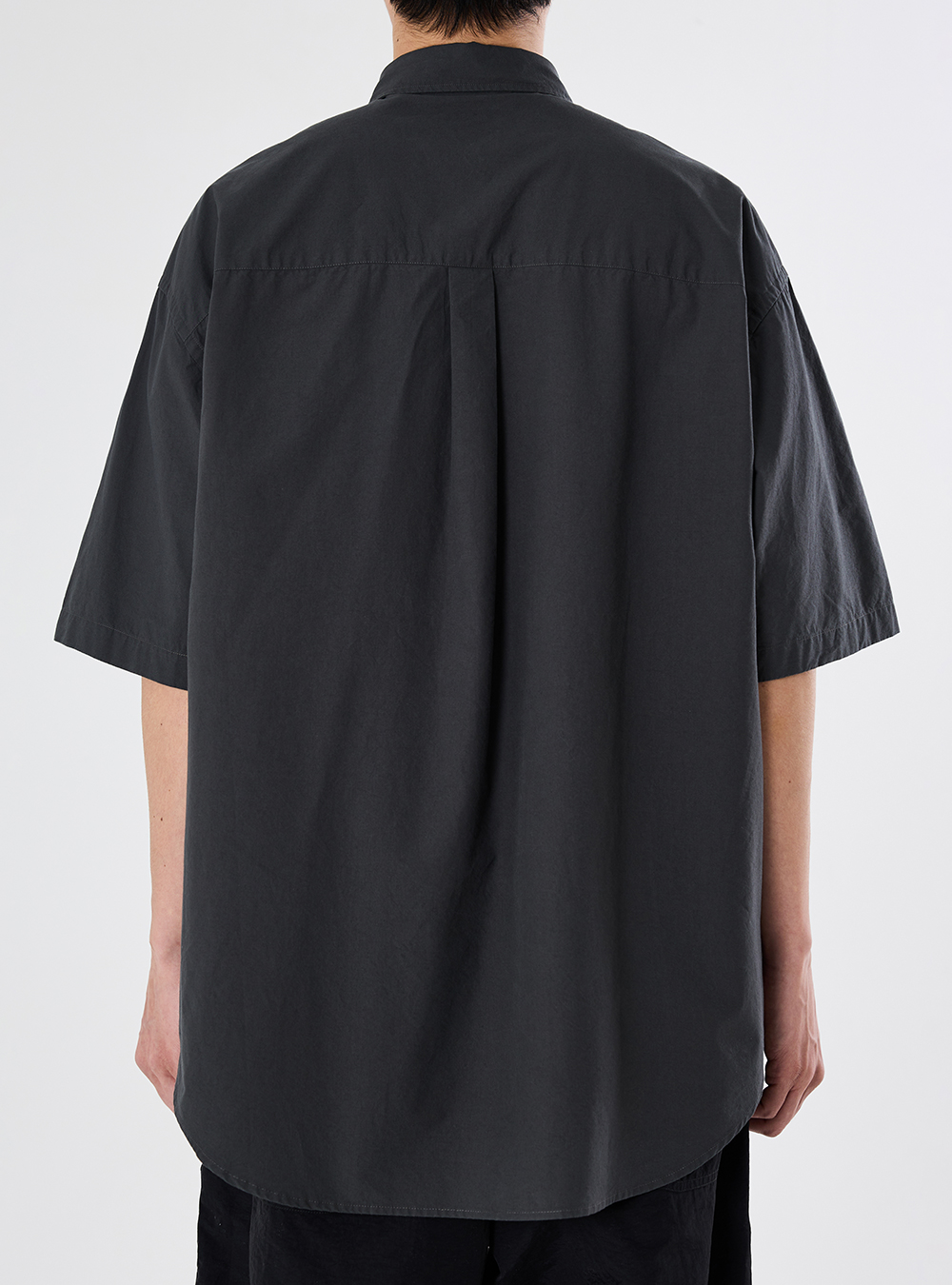 [SS24]UNIFORM HALF SHIRT / CHARCOAL - 감도 깊은 취향 셀렉트샵 29CM
