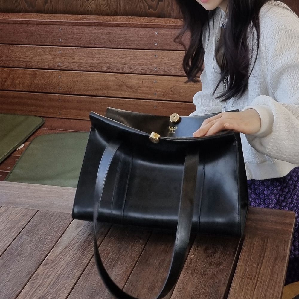 24SS Rectangle Shoulder Bag [JENNIFER BAG]_2colors - 감도 깊은 취향 셀렉트샵 29CM