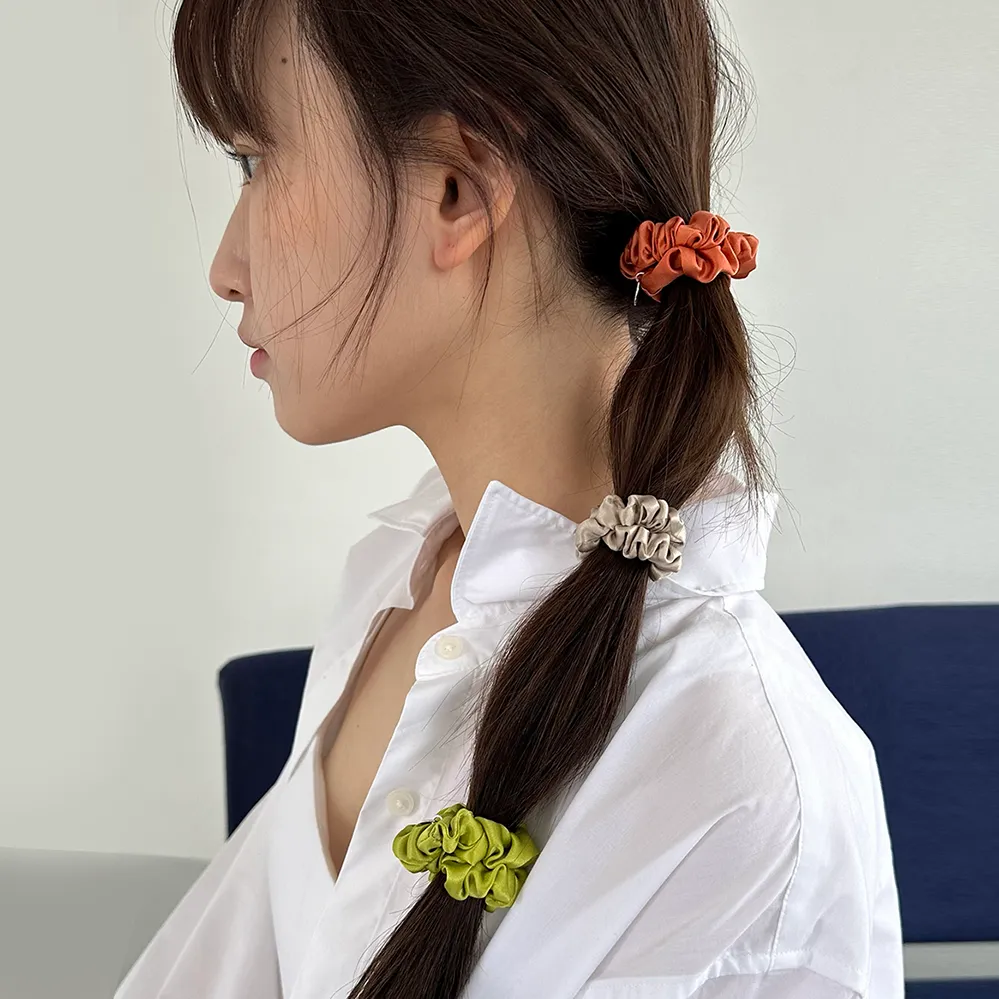 [1+1] real silk scrunchie - 4color - 감도 깊은 취향 셀렉트샵 29CM