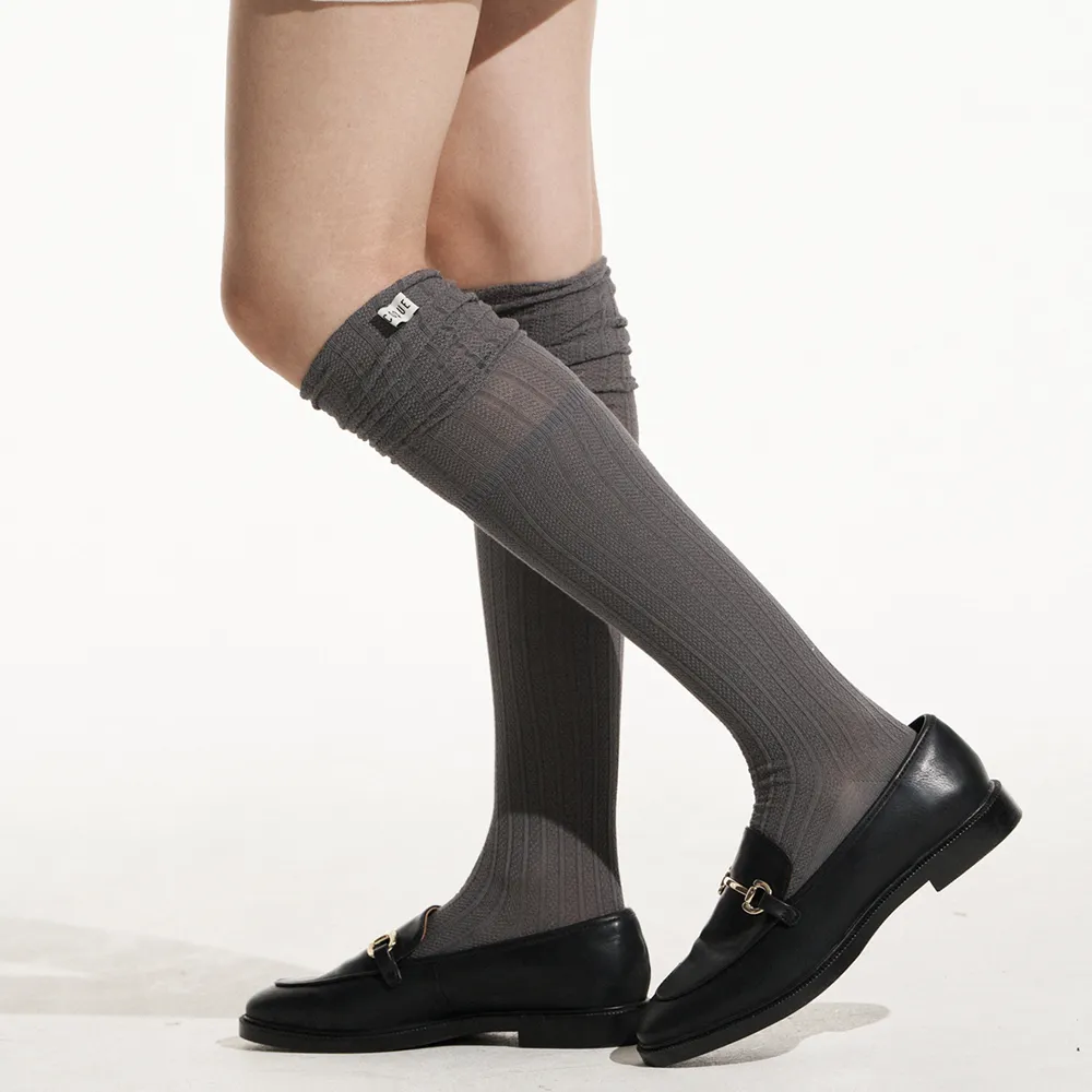 KNIT OVER KNEE SOCKS CHARCOAL - 감도 깊은 취향 셀렉트샵 29CM