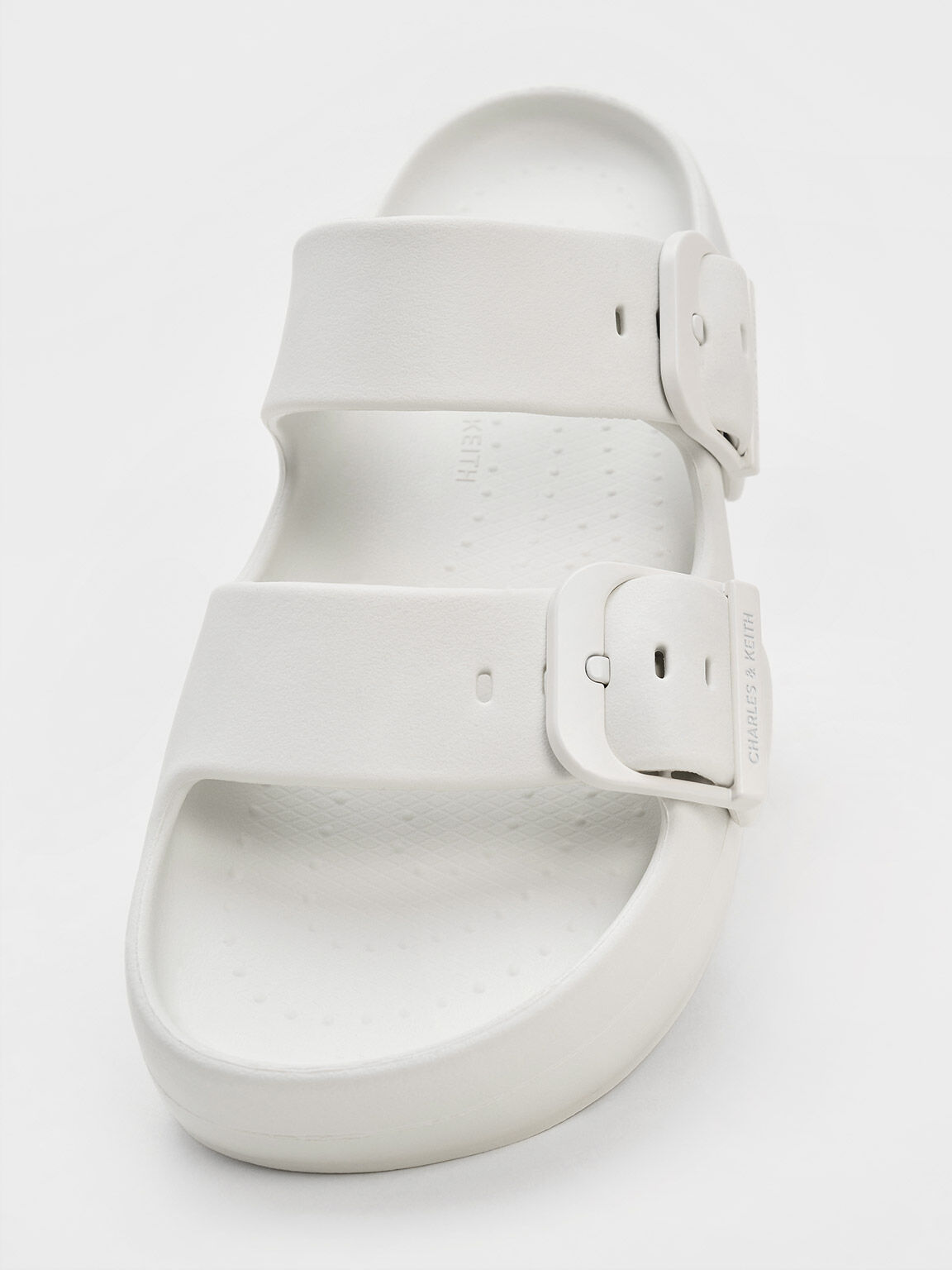 번시 더블스트랩 스포츠샌들 - 화이트 CK1-71650004 - 감도 깊은 취향 셀렉트샵 29CM