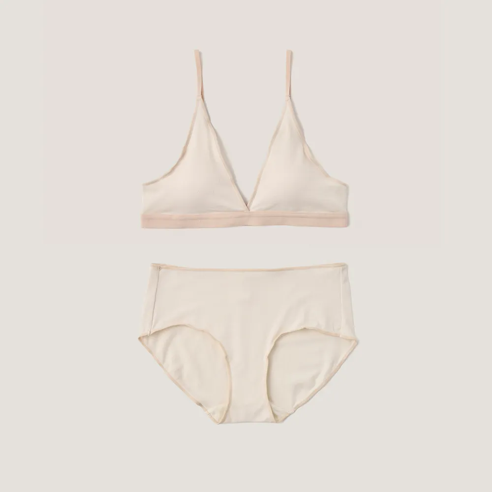 (set) Triangle soft bamboo bra & panties in peach_삼각 소프트 뱀부 브라&팬티 피치 - 감도 깊은 취향 셀렉트샵 29CM