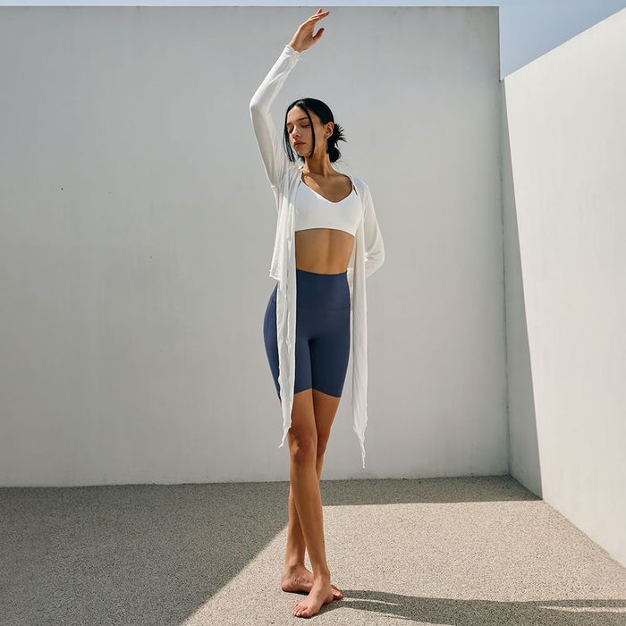 여성 요가복 DEVI-O0017-화이트 필라테스 트리플 트위스트 롱 가디건 - 감도 깊은 취향 셀렉트샵 29CM
