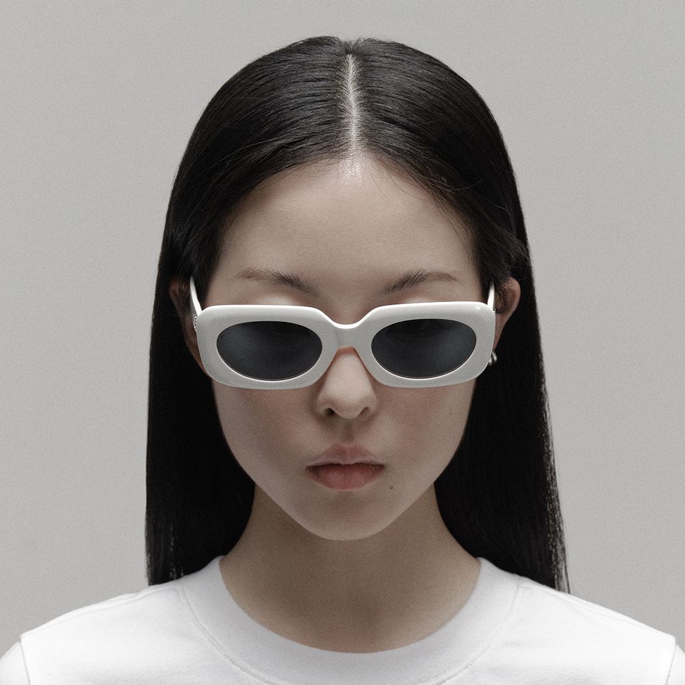 [OIOICOLLECTION 콜라보] 라운드 C2 - 감도 깊은 취향 셀렉트샵 29CM