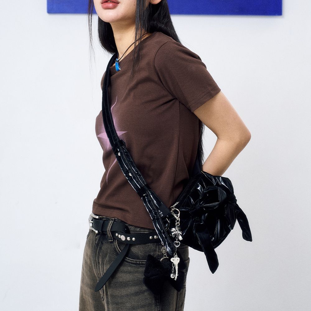Knotted Micro Padding Bag (Glossy-Black) - 감도 깊은 취향 셀렉트샵 29CM