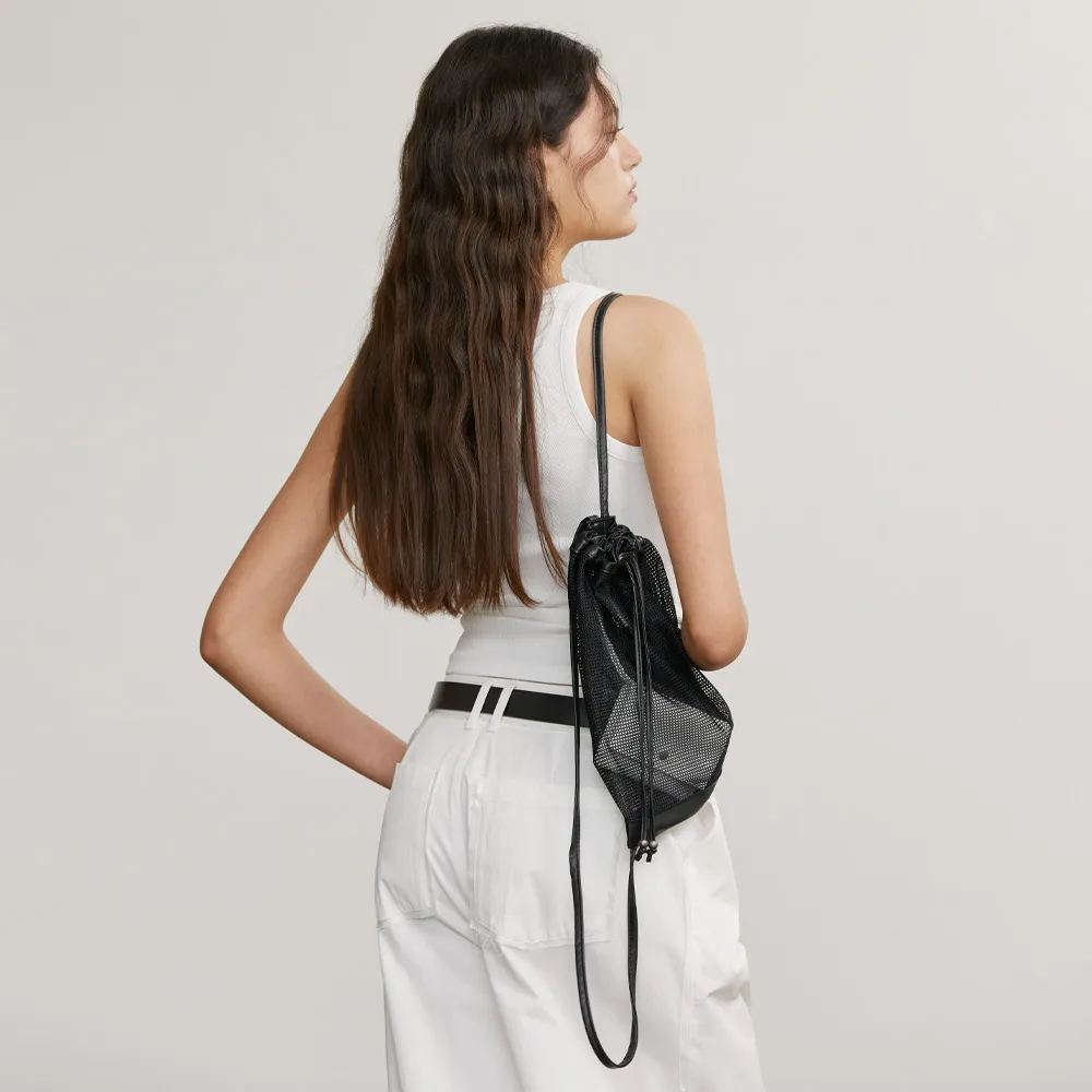DRAWSTRING MESH BAG (BLACK) - 감도 깊은 취향 셀렉트샵 29CM