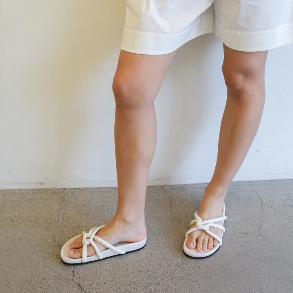 JANE ROPE SLIDE_ WHITE - 감도 깊은 취향 셀렉트샵 29CM