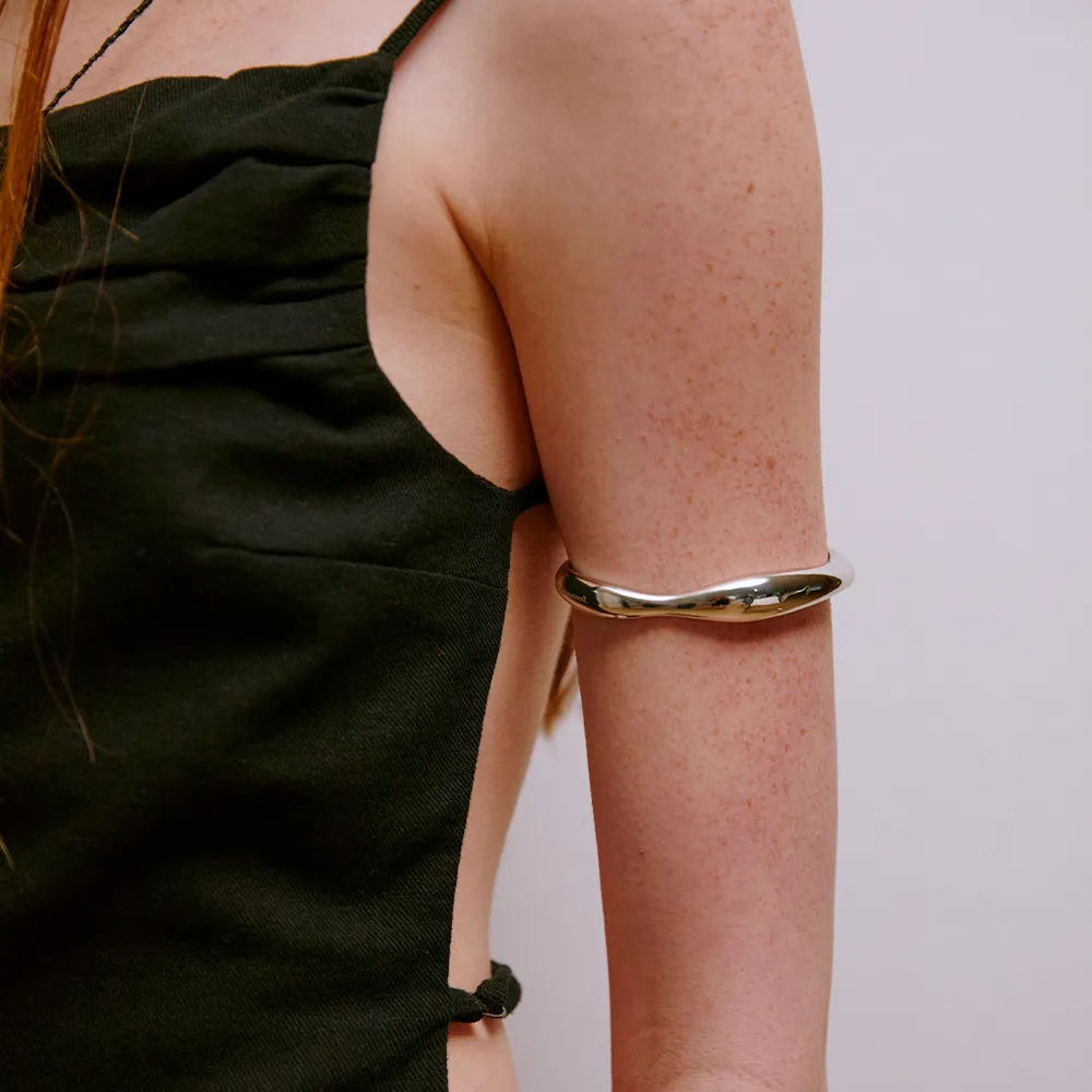 Bubble Arm Bangle (Silver) - 감도 깊은 취향 셀렉트샵 29CM