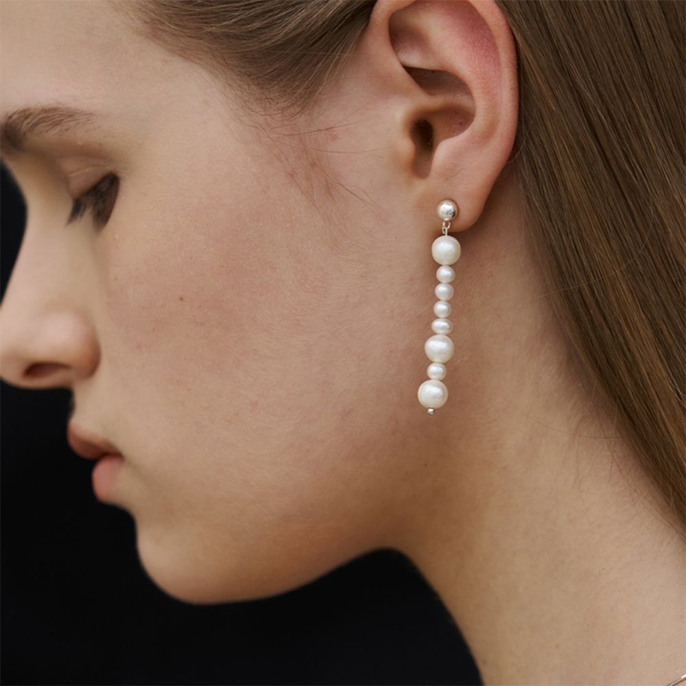 PEARL DROP EARRING - 감도 깊은 취향 셀렉트샵 29CM
