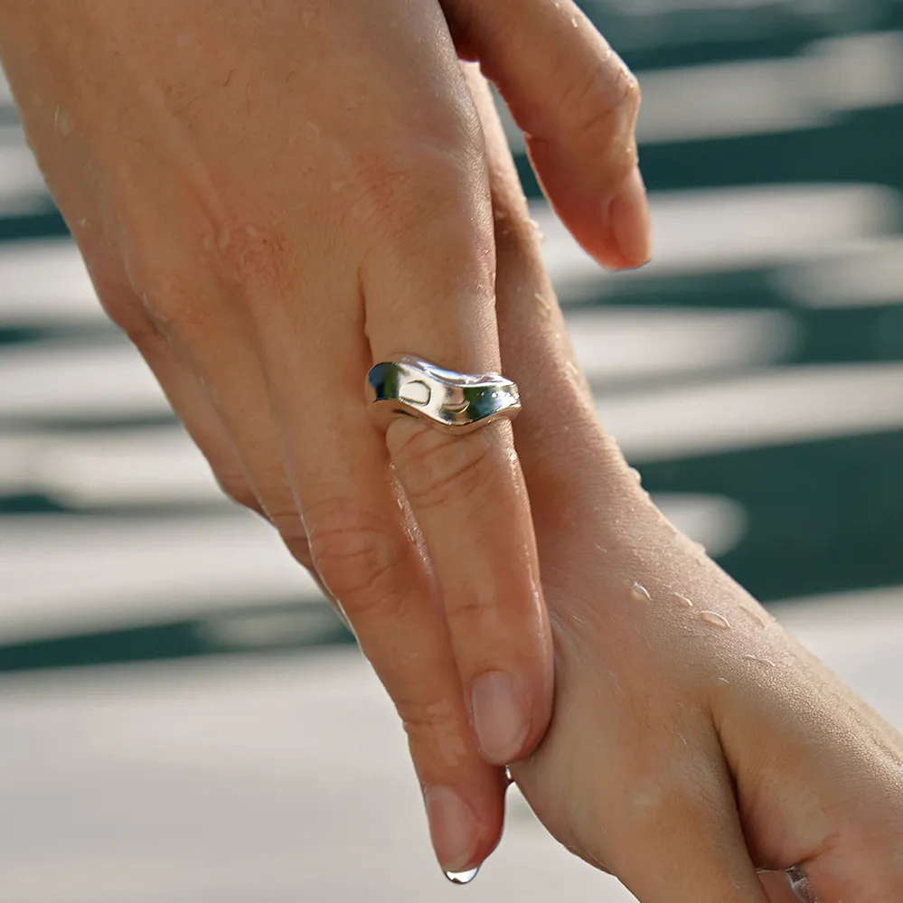 Bold flow ring - 감도 깊은 취향 셀렉트샵 29CM