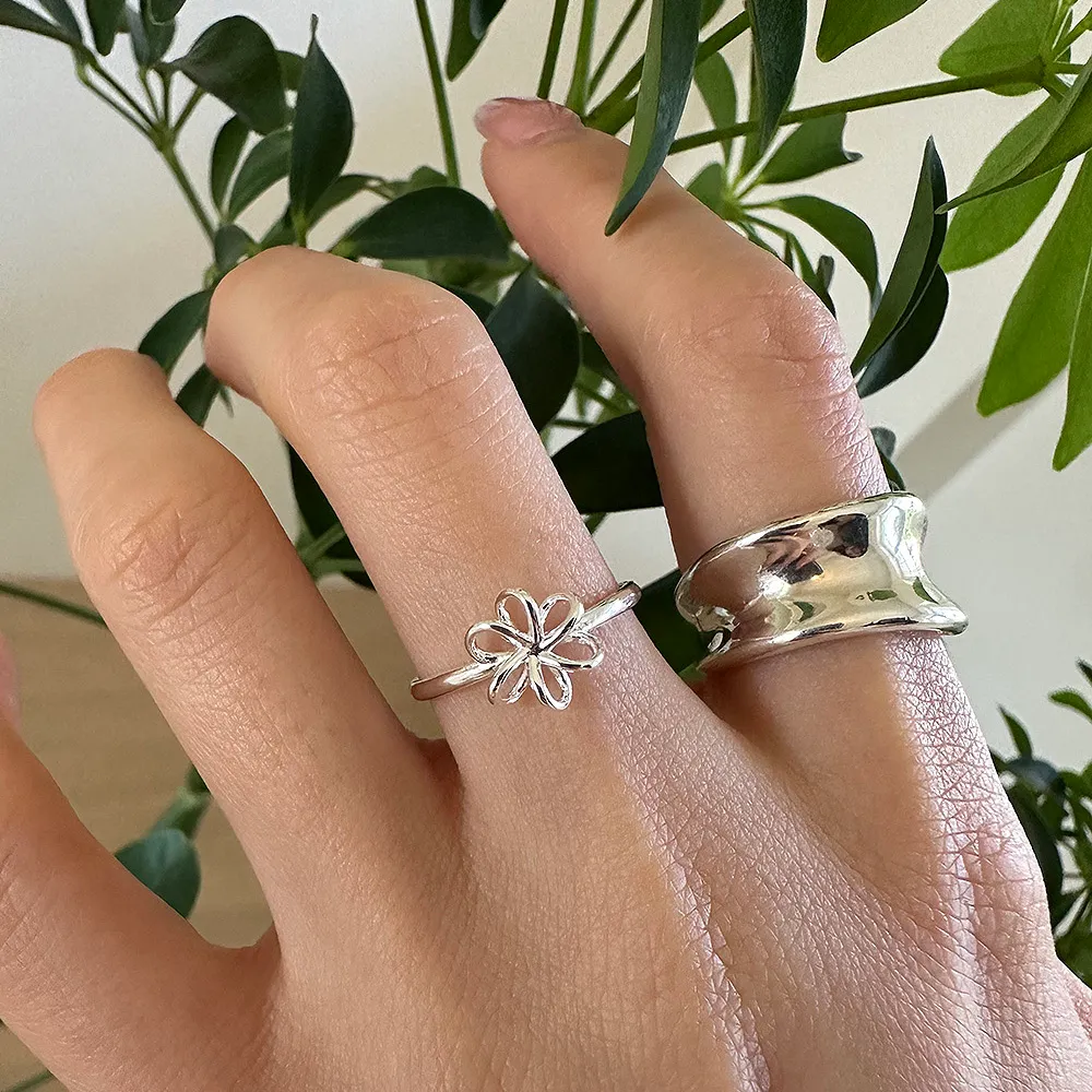 [925silver] Wire flower ring - 감도 깊은 취향 셀렉트샵 29CM