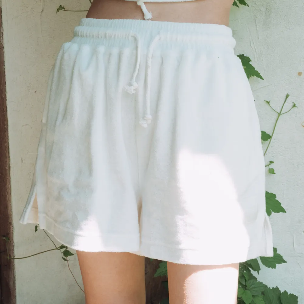 Organic cotton terry shorts in Ivory (오가닉코튼 테리 쇼츠 아이보리) - 감도 깊은 취향 셀렉트샵 29CM