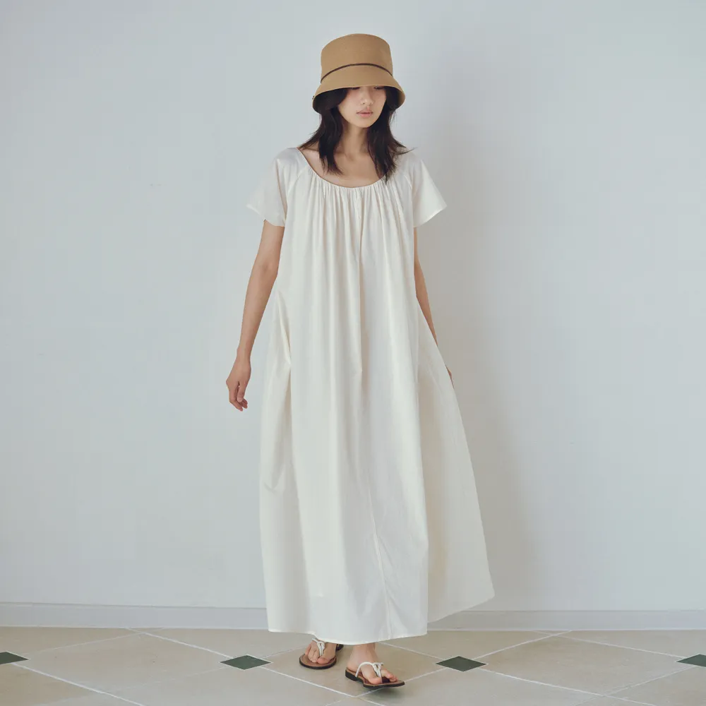 [with 연무드] Shirring string long dress_3colors - 감도 깊은 취향 셀렉트샵 29CM