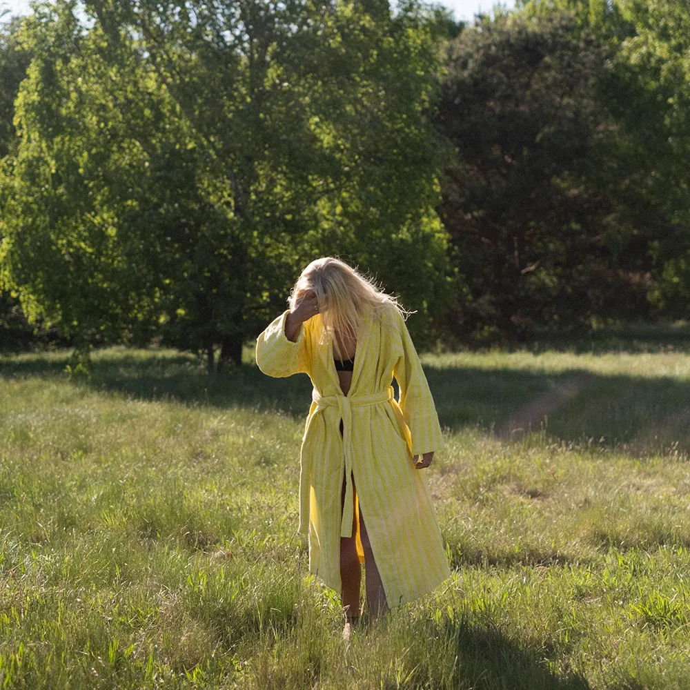 (Bongusta) Naram Bathrobe - Pristine & Neon yellow - 감도 깊은 취향 셀렉트샵 29CM