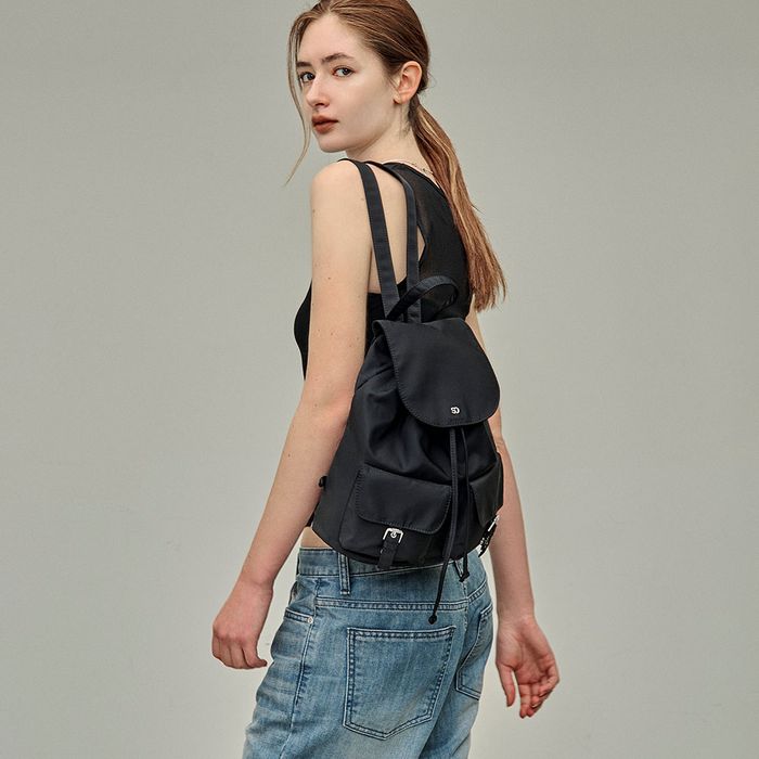 Hug Backpack 허그 백팩 / 블랙 - 감도 깊은 취향 셀렉트샵 29CM