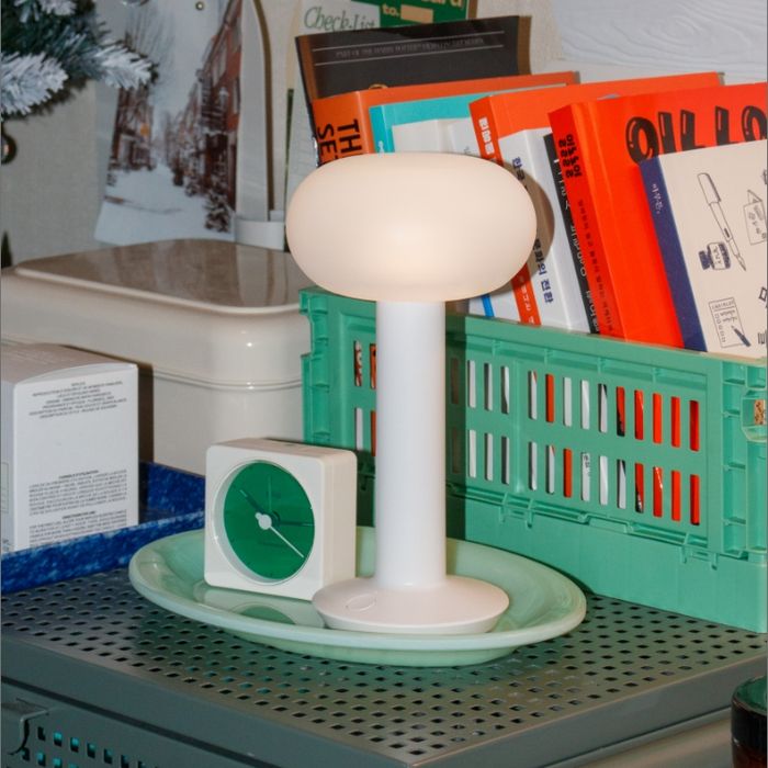 Bagel Lamp 베이글 램프 유,무선 충전 포터블 조명 - 바질 그린 - 감도 깊은 취향 셀렉트샵 29CM