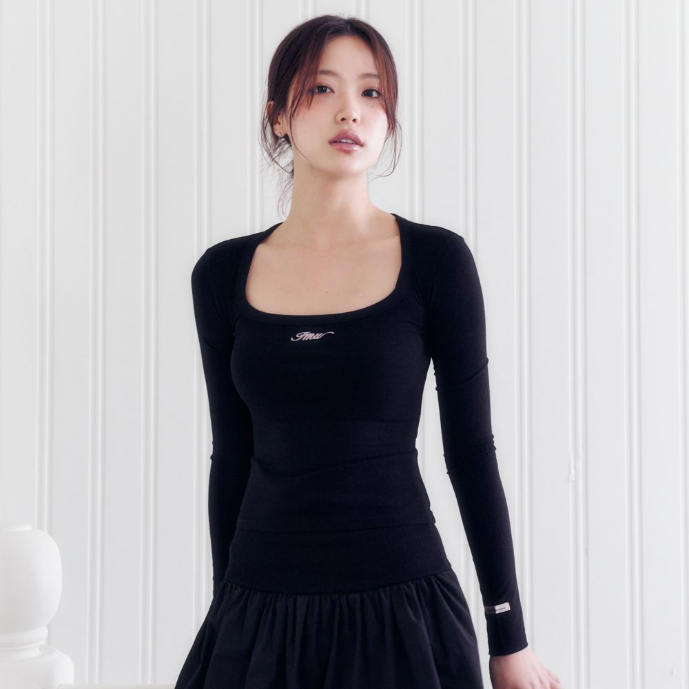Deep Square-Neck Top (BLACK) - 감도 깊은 취향 셀렉트샵 29CM