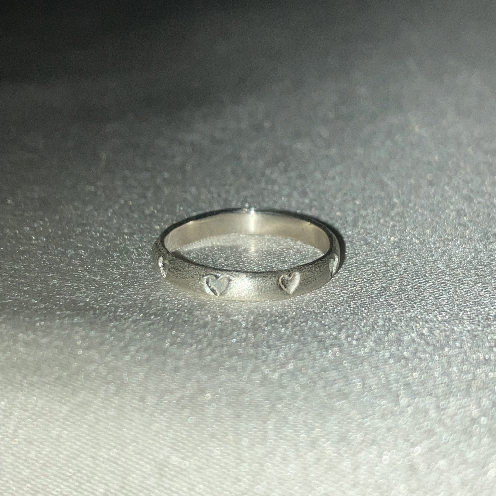 charming patterned heart ring - 감도 깊은 취향 셀렉트샵 29CM