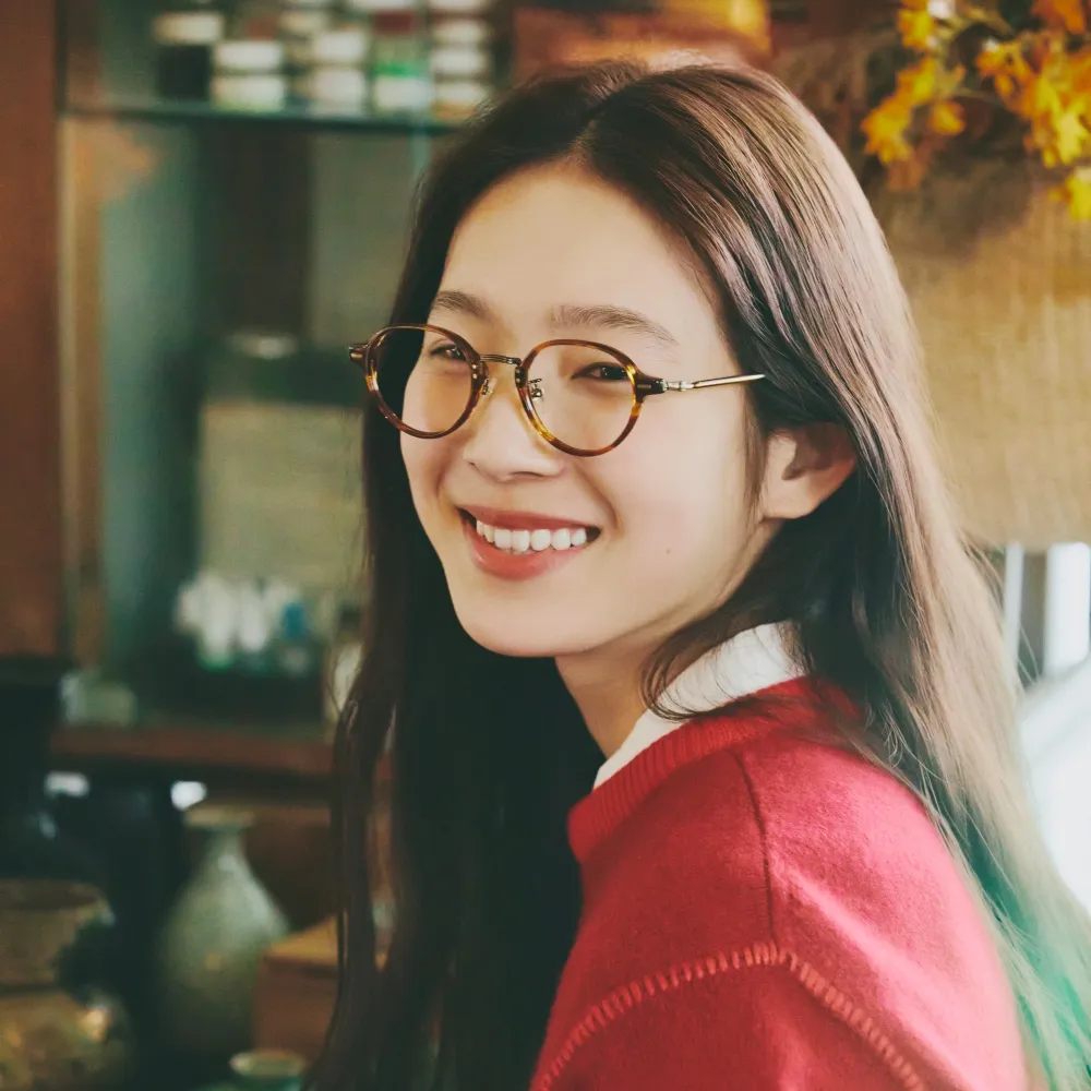 [아리하라 미유키 착용] JUNIPER C2 - 감도 깊은 취향 셀렉트샵 29CM